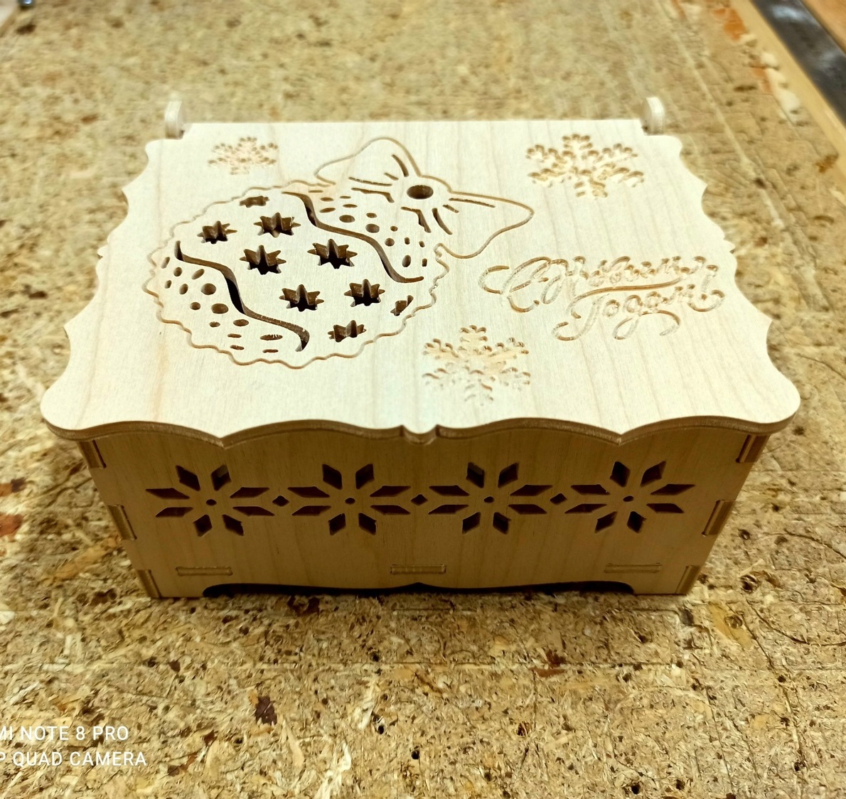 Laser Cut New Year Gift Box Christmas Eve Box DXF File Free Download ...