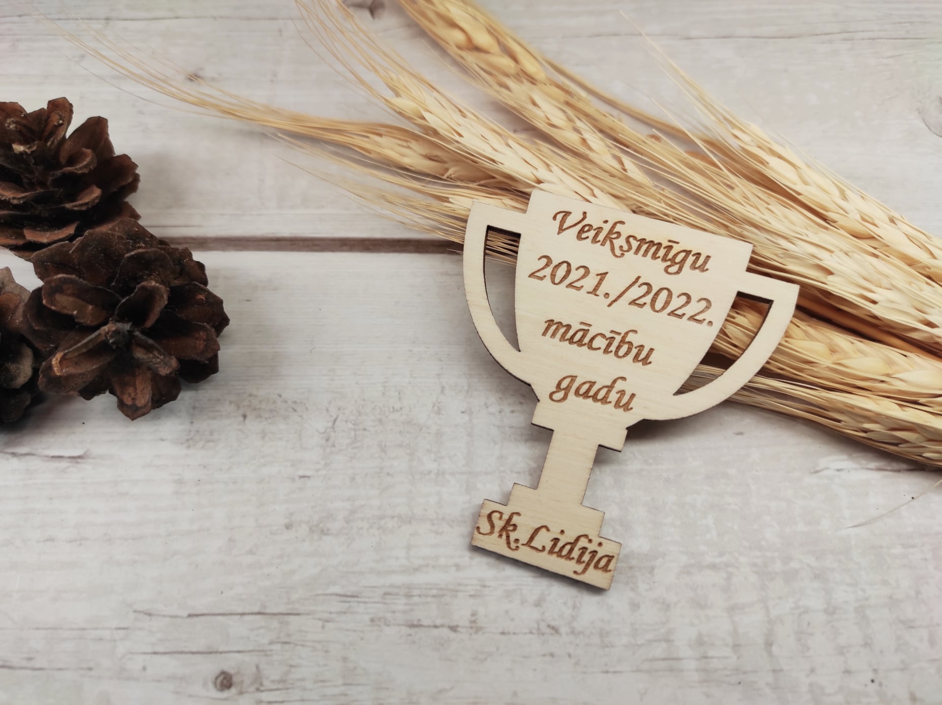 Laser Cut Personalised Wooden Trophy DXF File Free Download - 3axis.co