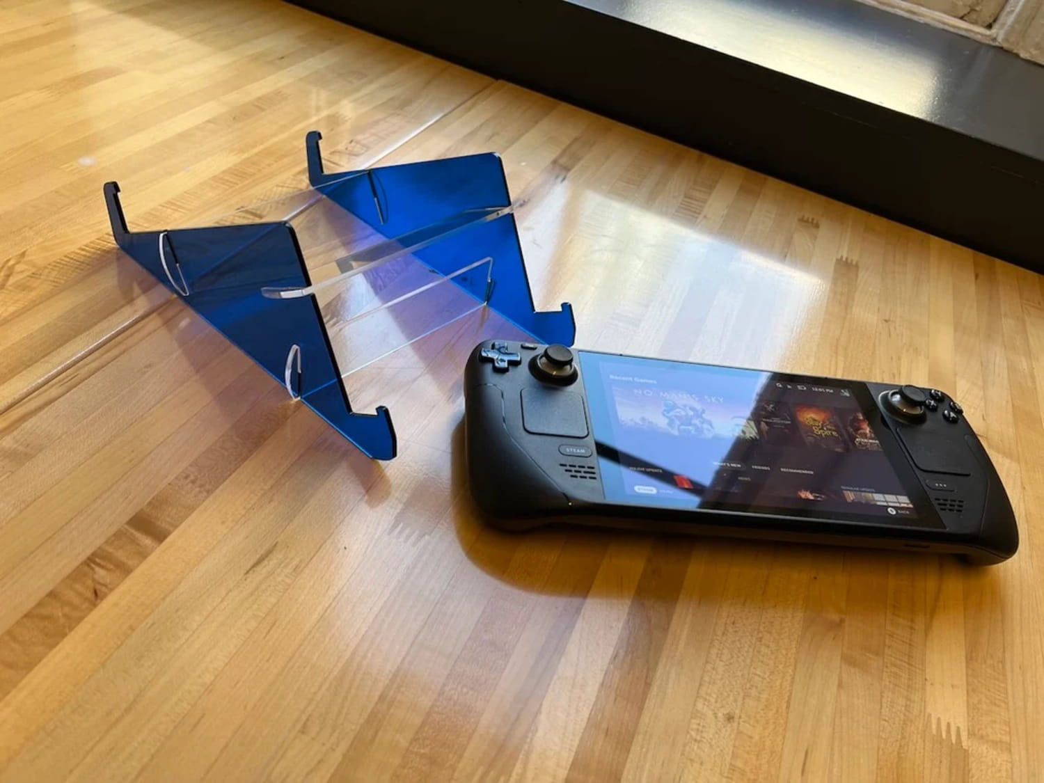 Laser Cut Stream Deck Stand SVG File Free Download - 3axis.co