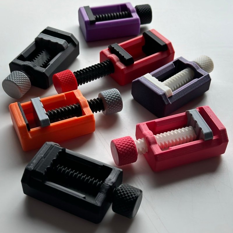 Small Vise 3D Printer Model Download Free STL File - 3axis.co