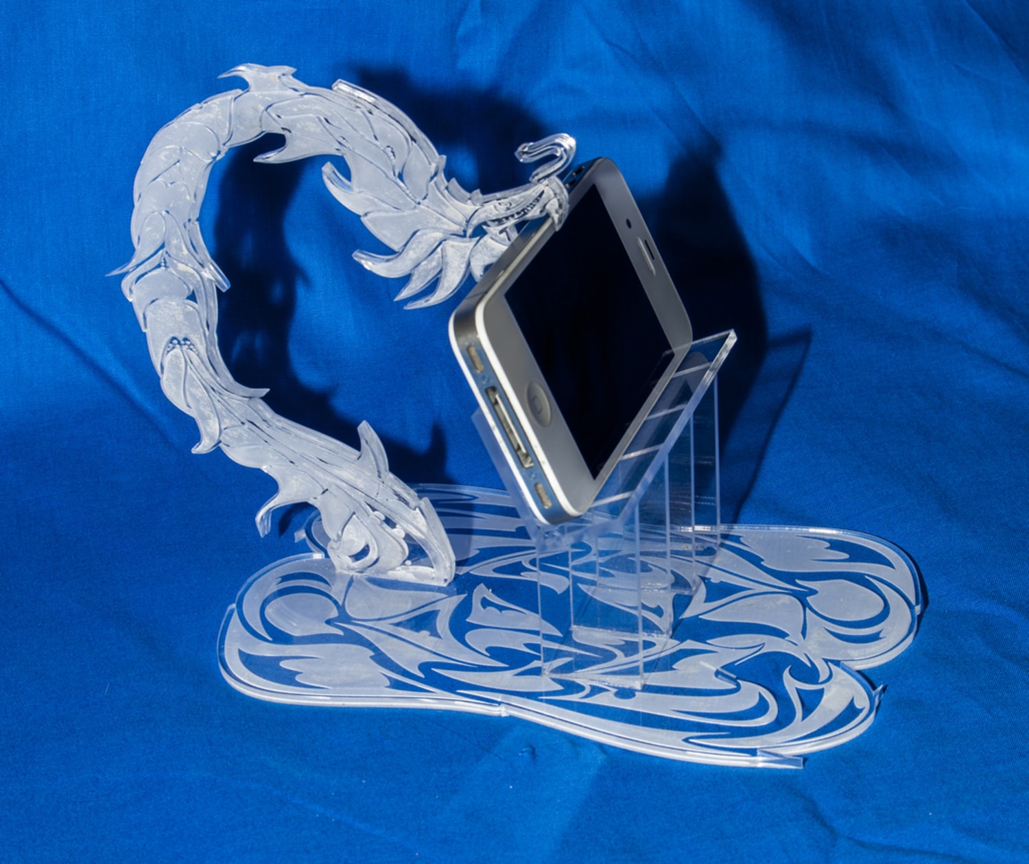 Laser Cut Dragon Phone Holder Free Vector cdr Download - 3axis.co