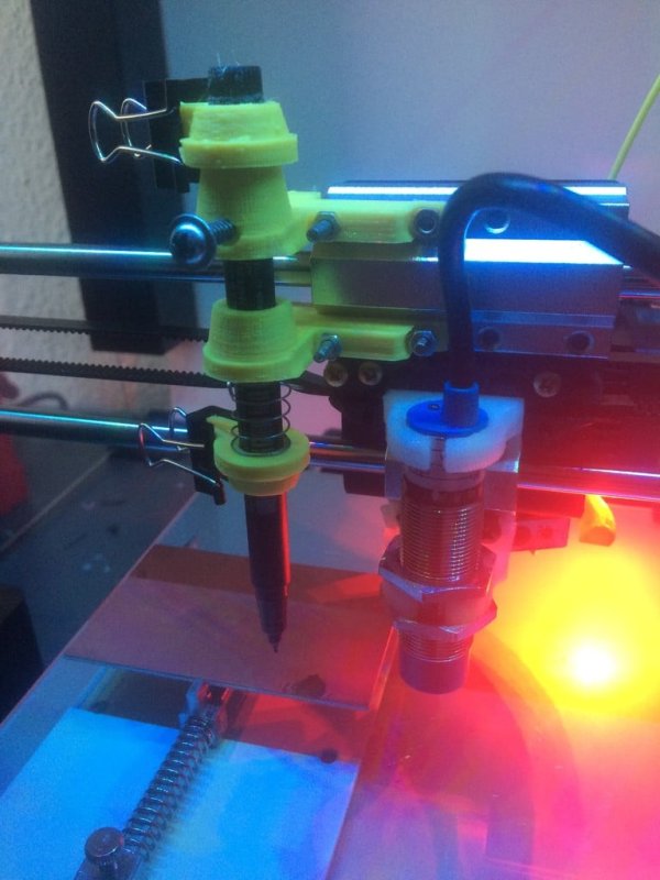 Pen Holder A8 3D Printer Model Download Free STL File - 3axis.co