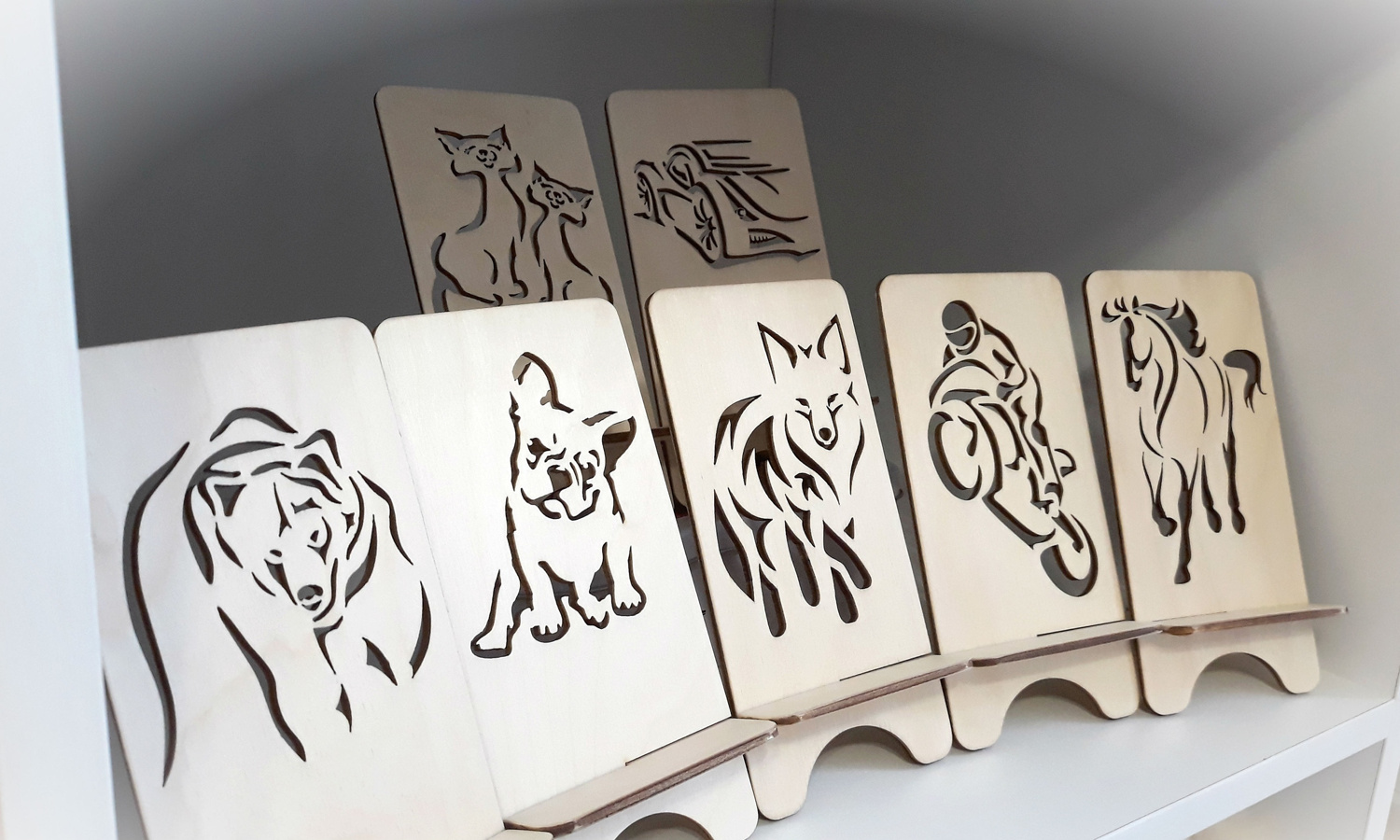 Laser Cut Wooden Mobile Phone Stand Cell Phone Holder 4mm DXF File Free 