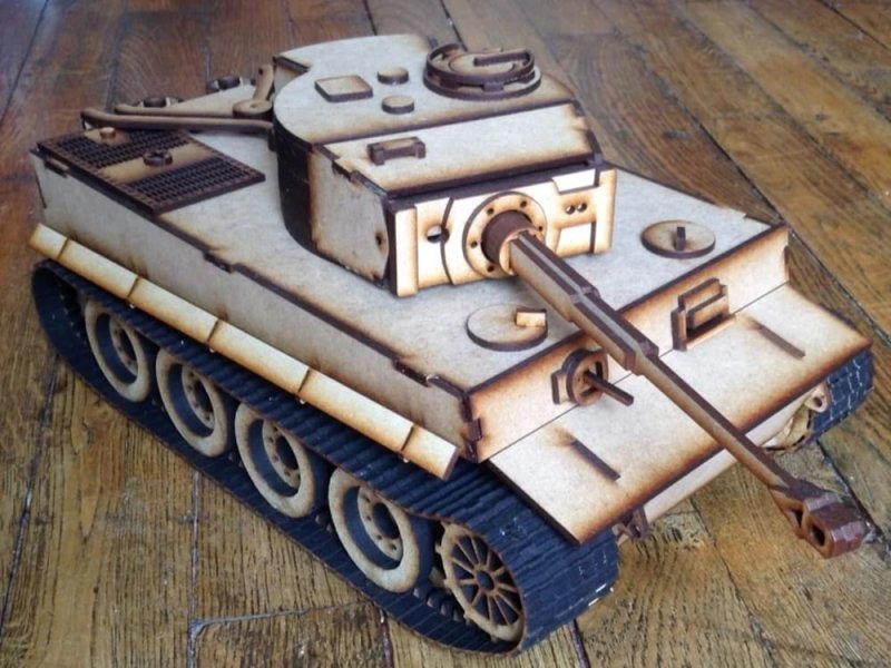 Laser Cut Tiger E Tank DXF File Free Download - 3axis.co