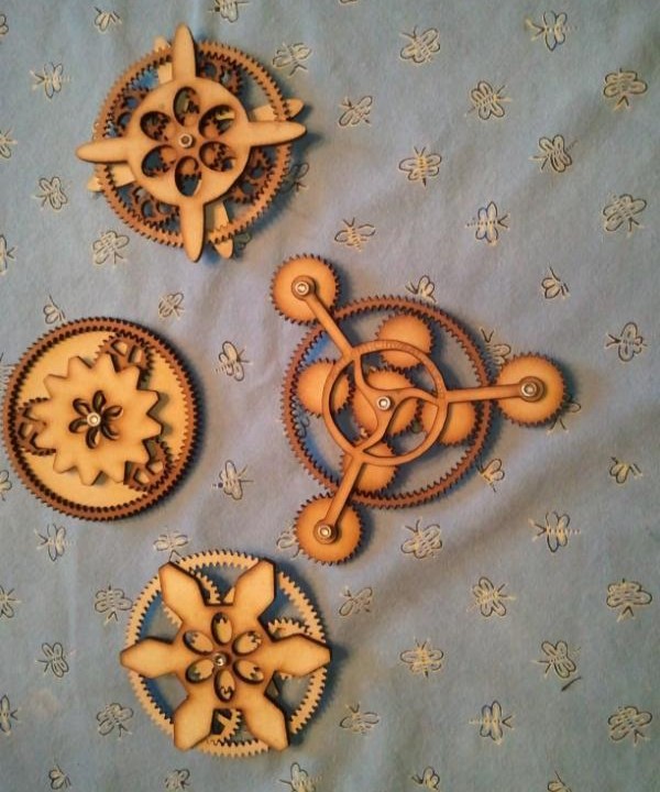 Laser Cut Wooden Gearbug SVG File Free Download - 3axis.co