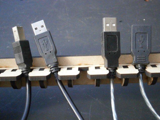 Laser Cut USB Cable Hanger DXF File Free Download - 3axis.co