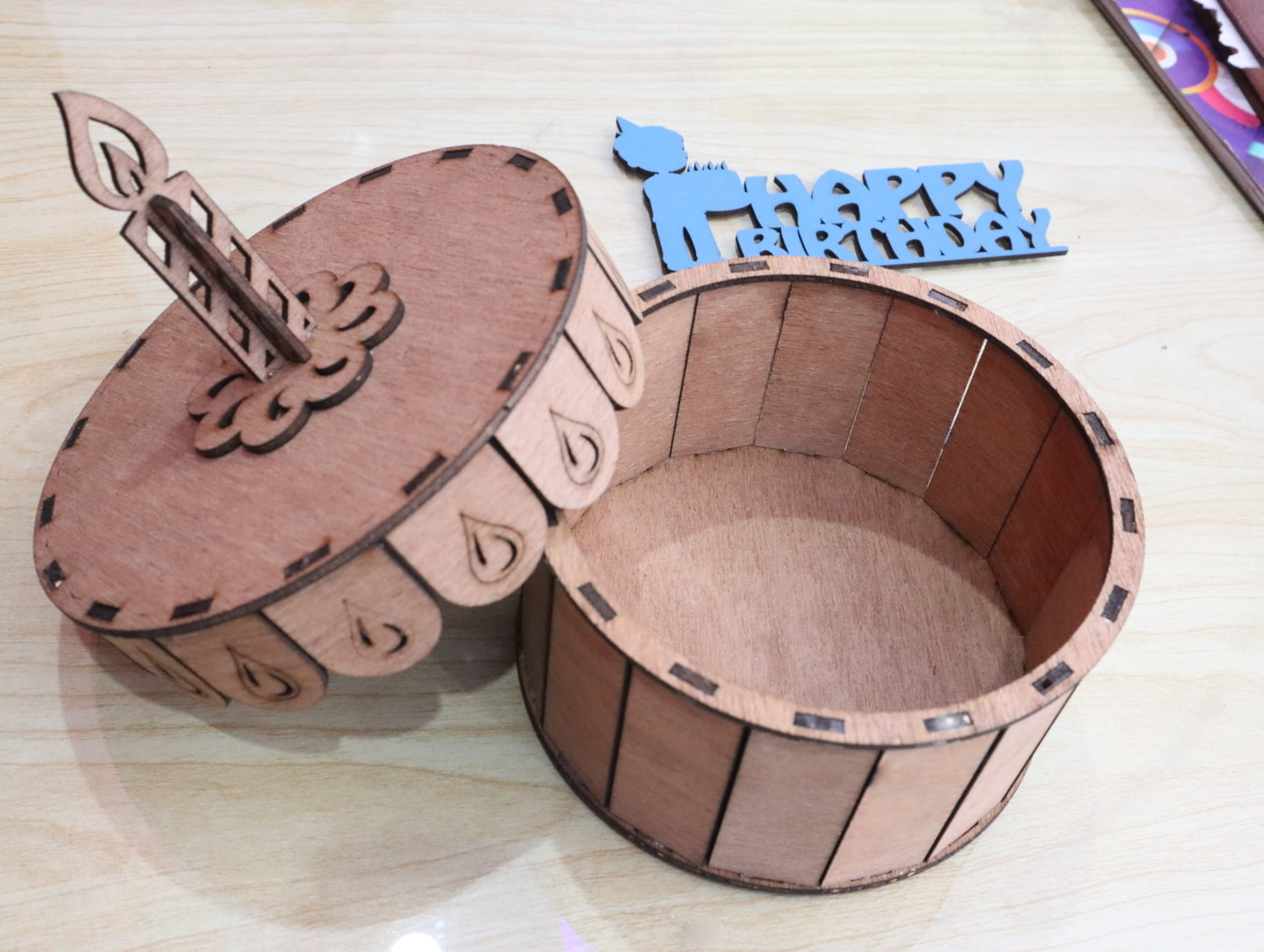 Laser Cut Cake Shaped Box 3mm SVG DXF CDR AI PDF Free Download - 3axis.co